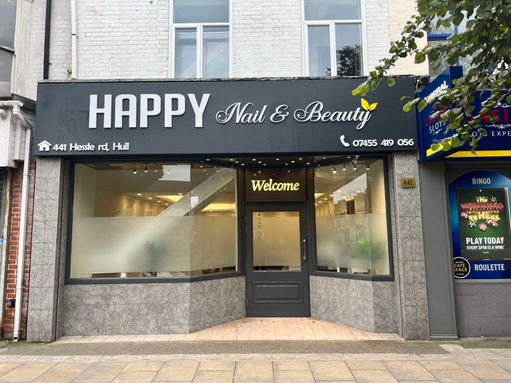 The Happy Nails Hull - Best nails salon in Hull UK